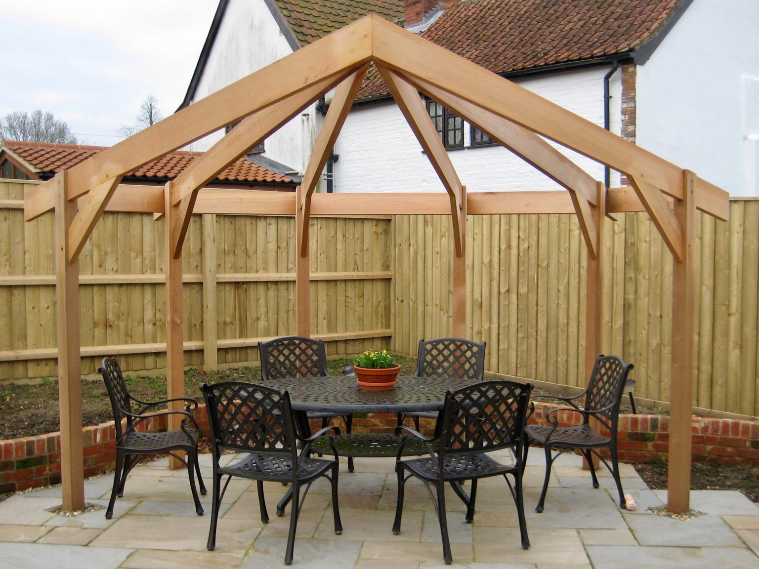 Garden Features - Roger Gladwell Timber Frame Construction