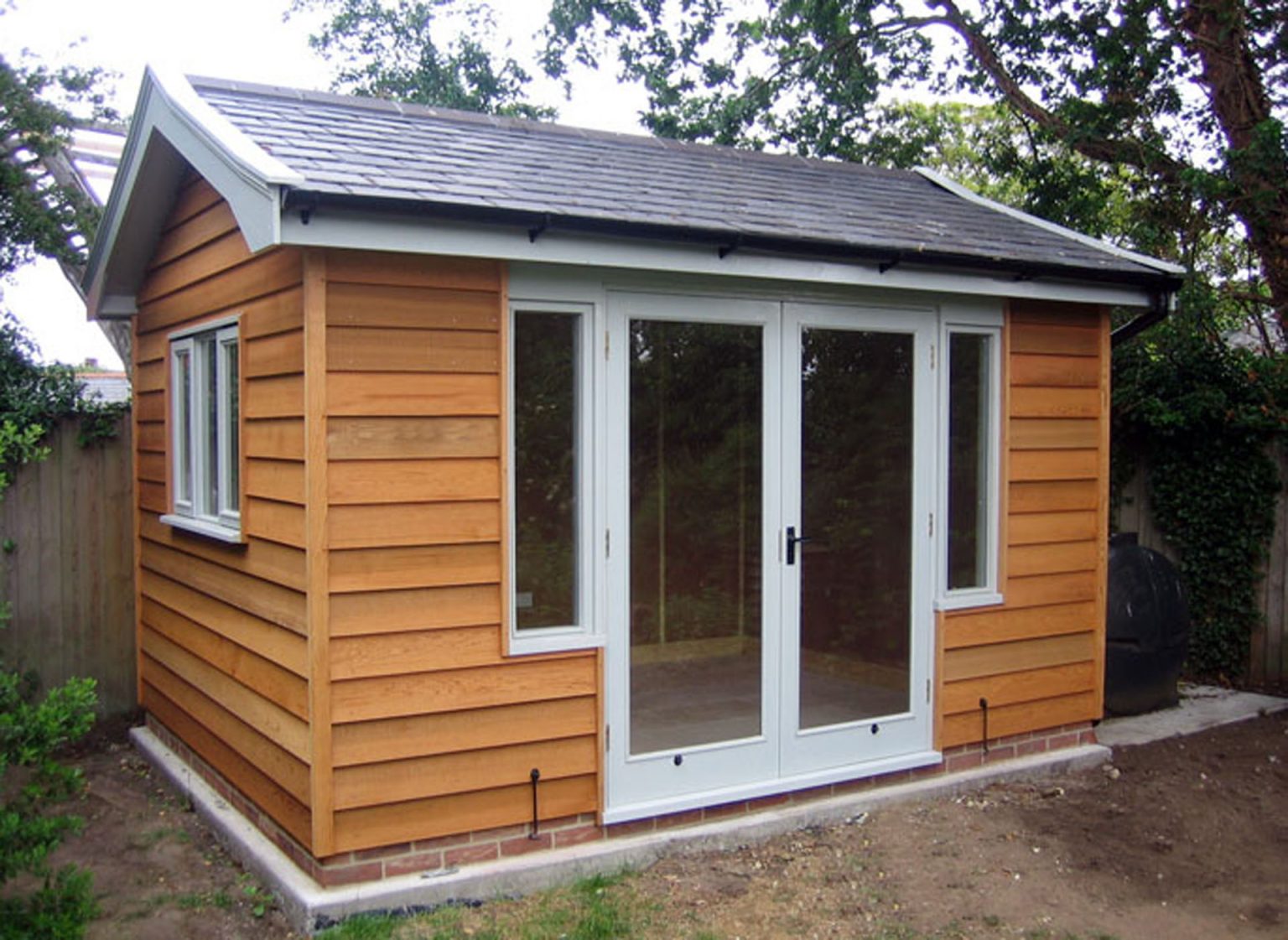 Summerhouses and Garden Rooms - Roger Gladwell Timber Frame Construction
