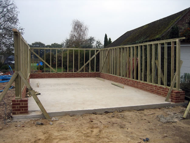 Timber Garage Construction - Roger Gladwell Timber Frame Construction