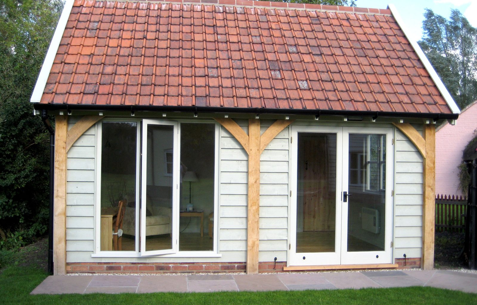 Summerhouse, interior and exterior - Roger Gladwell Timber Frame ...