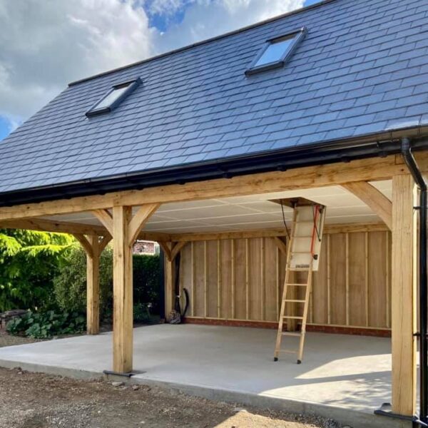 Open Bay Cartlodge - Roger Gladwell Timber Frame Construction